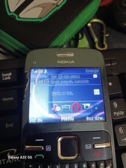 [Rozwiązano] Jak zamaskować rysy na ekranie Nokii C3 po próbie szlifowania?