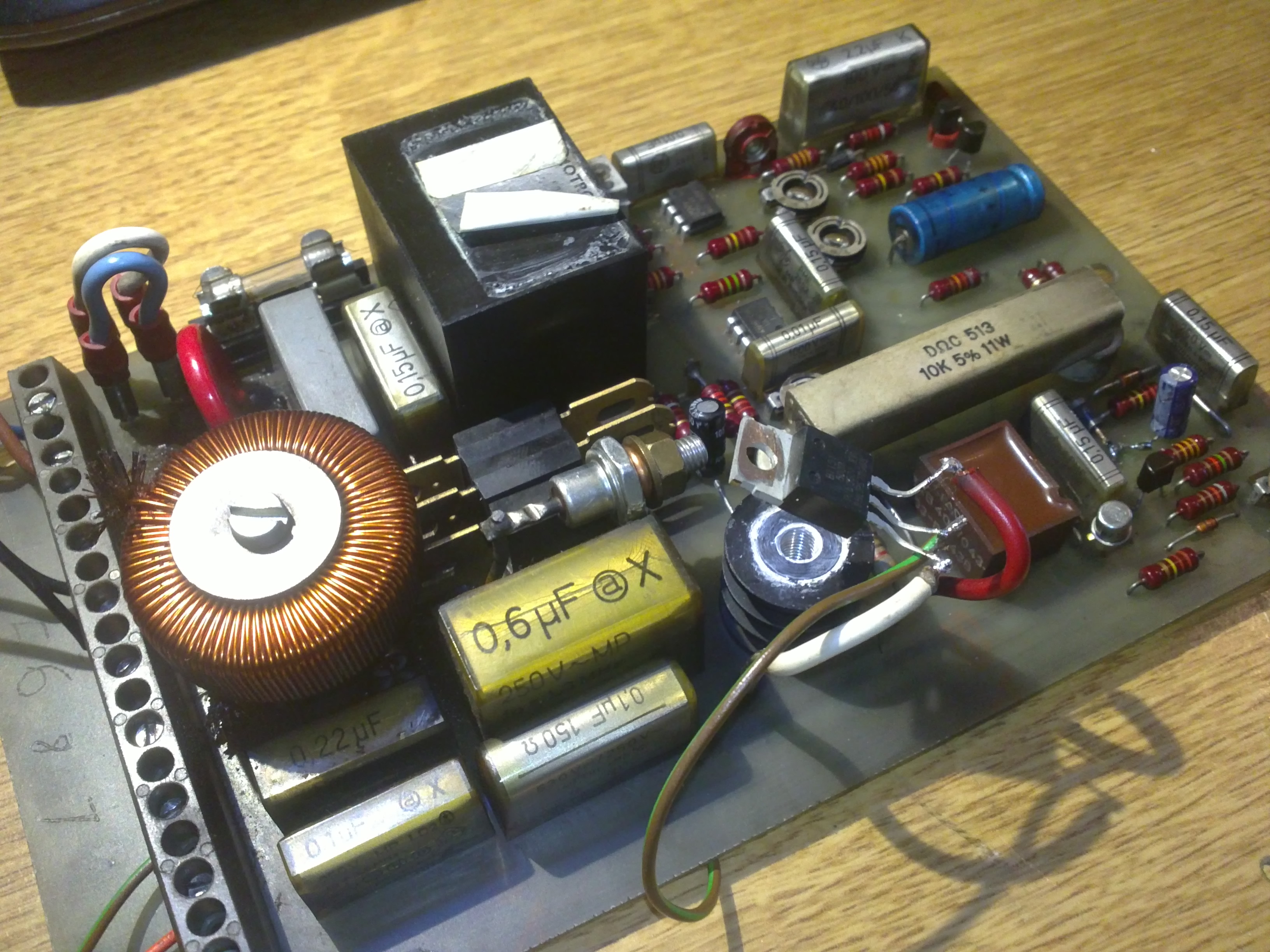 Brak napięcia na nóżkach 4,5 po wymianie układów UA741 w SH0U ...