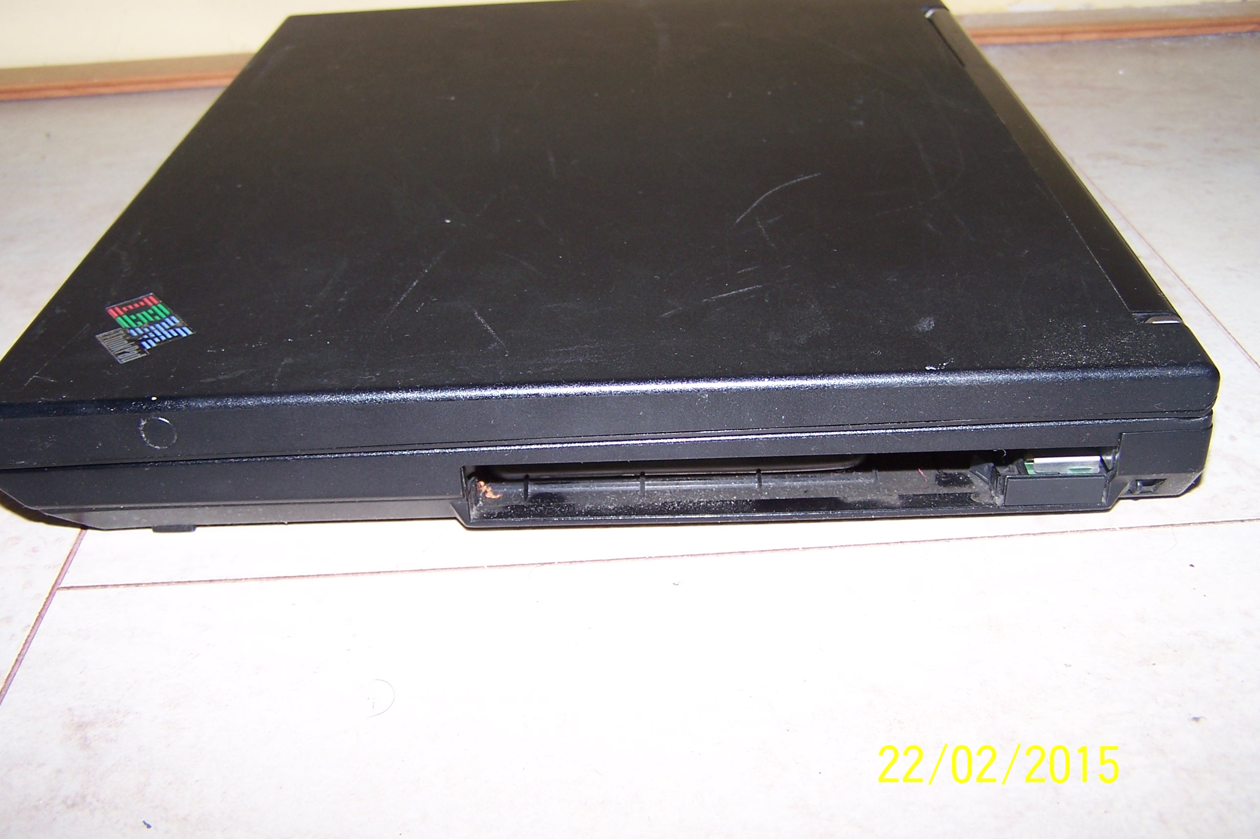 [Sprzedam] IBM ThinkPad R30 bez matrycy - elektroda.pl