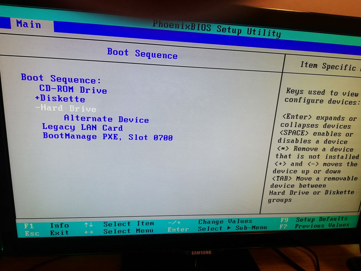 [Rozwiązano] Fujitsu - Nie wykrywa pendrive z Ubuntu 14.04 i Win10 w ...
