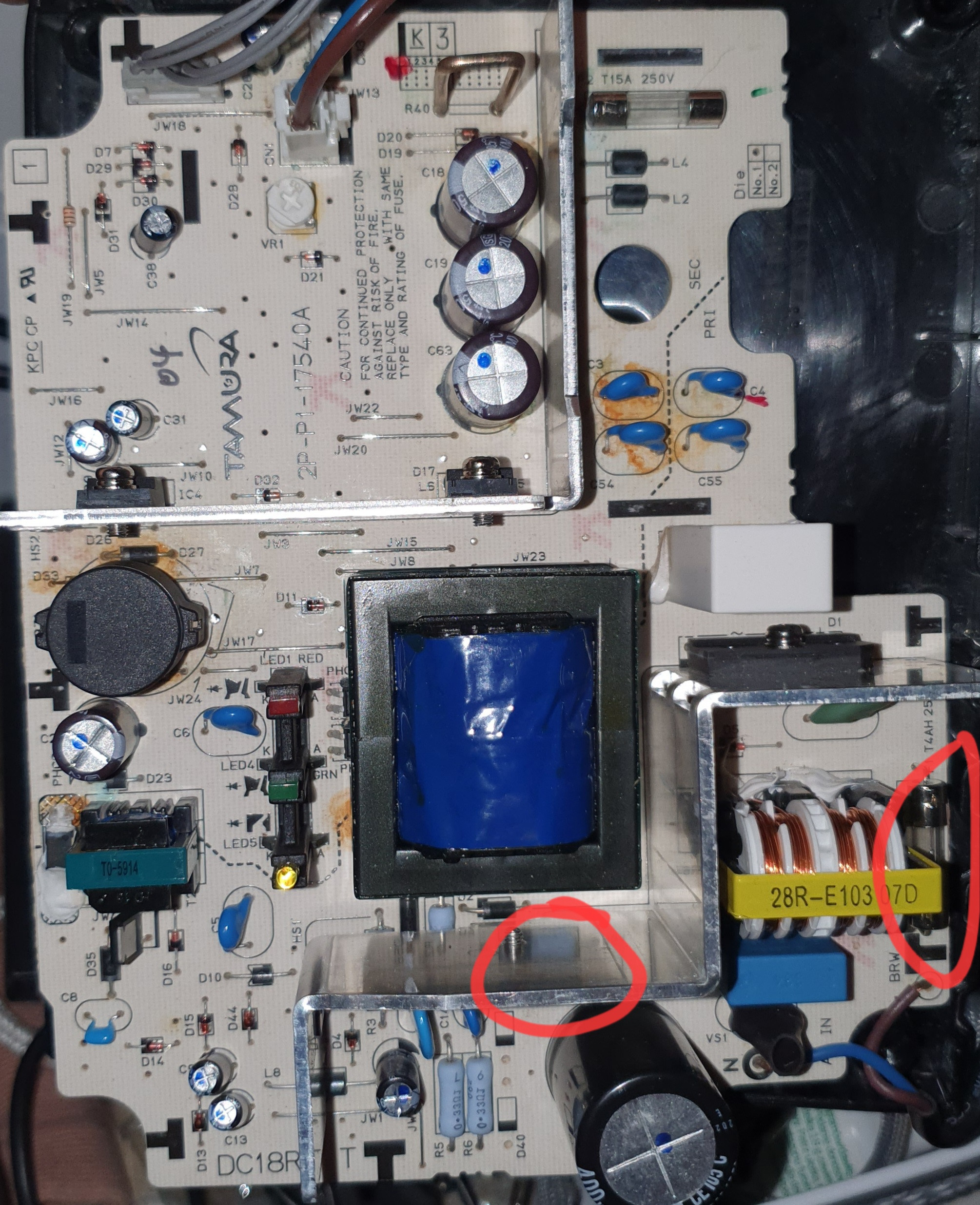 Uszkodzenie ładowarki Makita DC18 RC po zalaniu - błąd baterii po ...