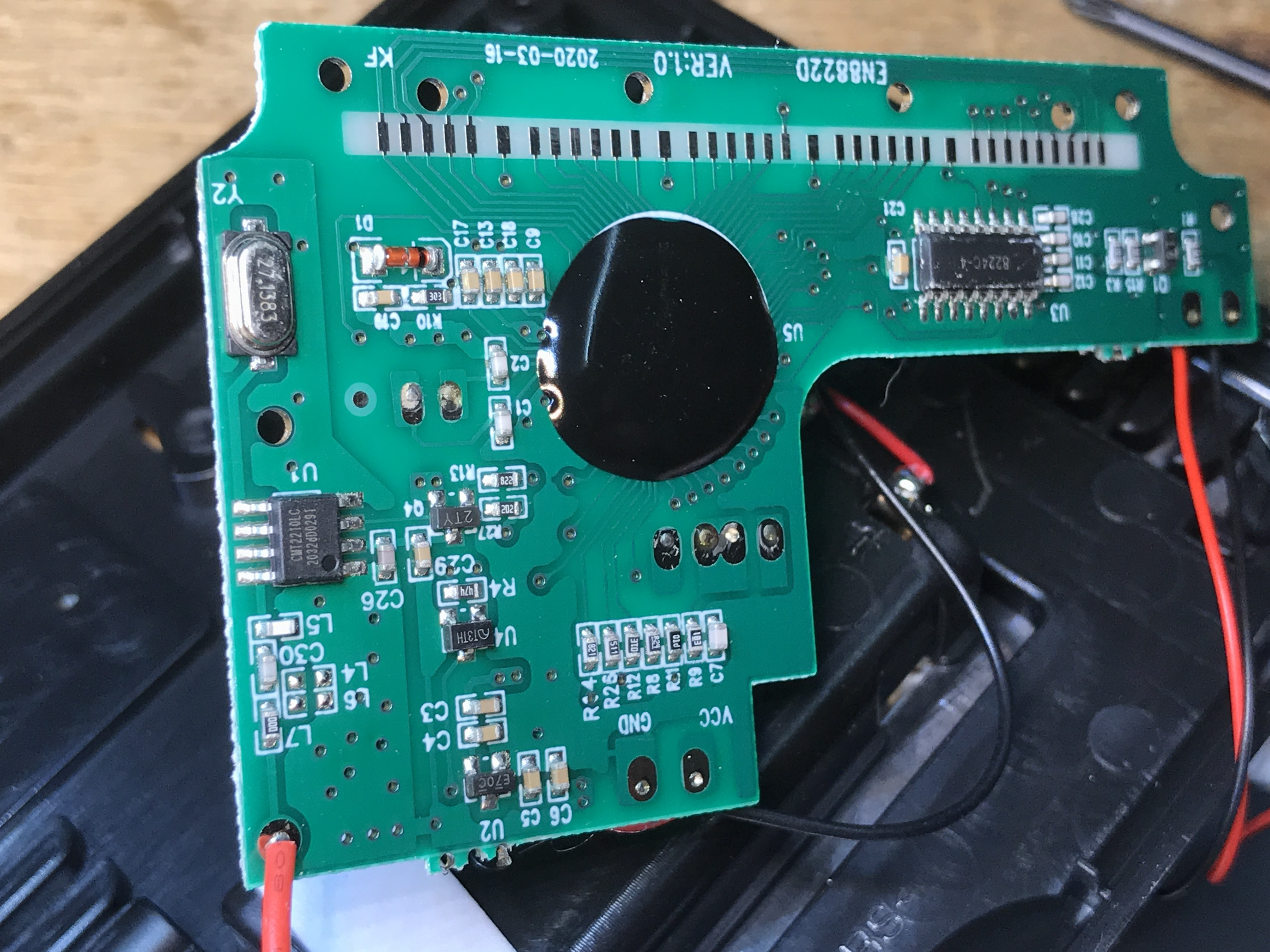 Stacja pogodowa (temperatura+wilgotność) RF z trzema czujnikami - EN8822-D