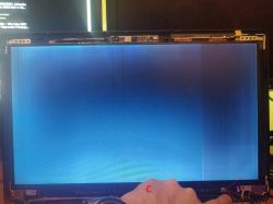 Asus K550CC - Dziwne kolory na wyświetlaczu, brak kolorów