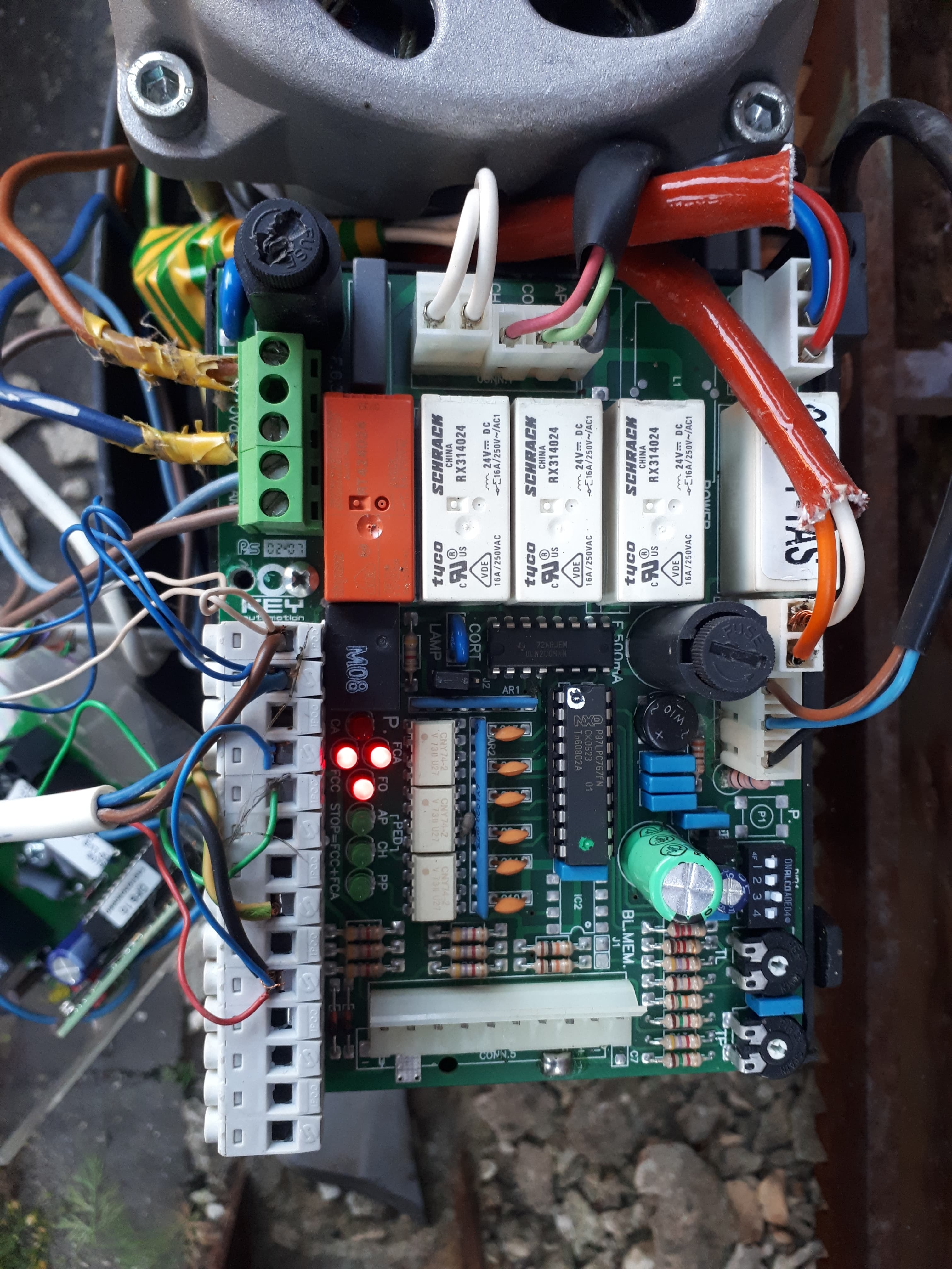 Jak sprawdzić, czy napęd KEY CT1-AS do bramy jest uszkodzony?