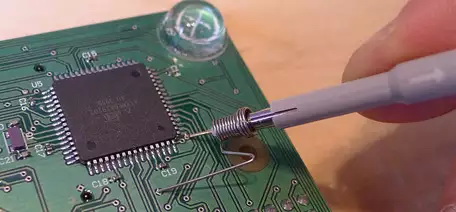 Rigol DS1054Z - Jak używać sprężynek do sond RP2200?