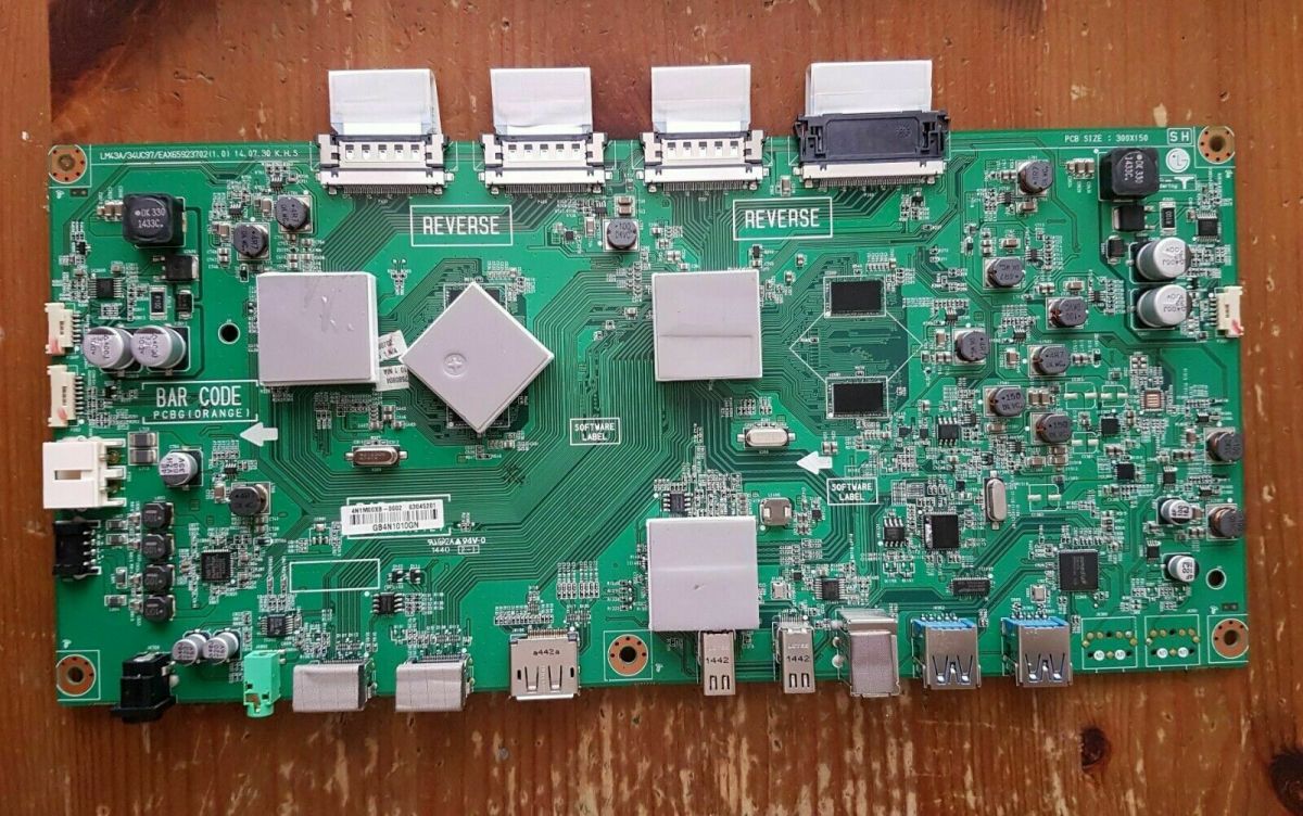 LG 34UC97-S nie startuje - czy wsad IC205 jest prawidłowy?