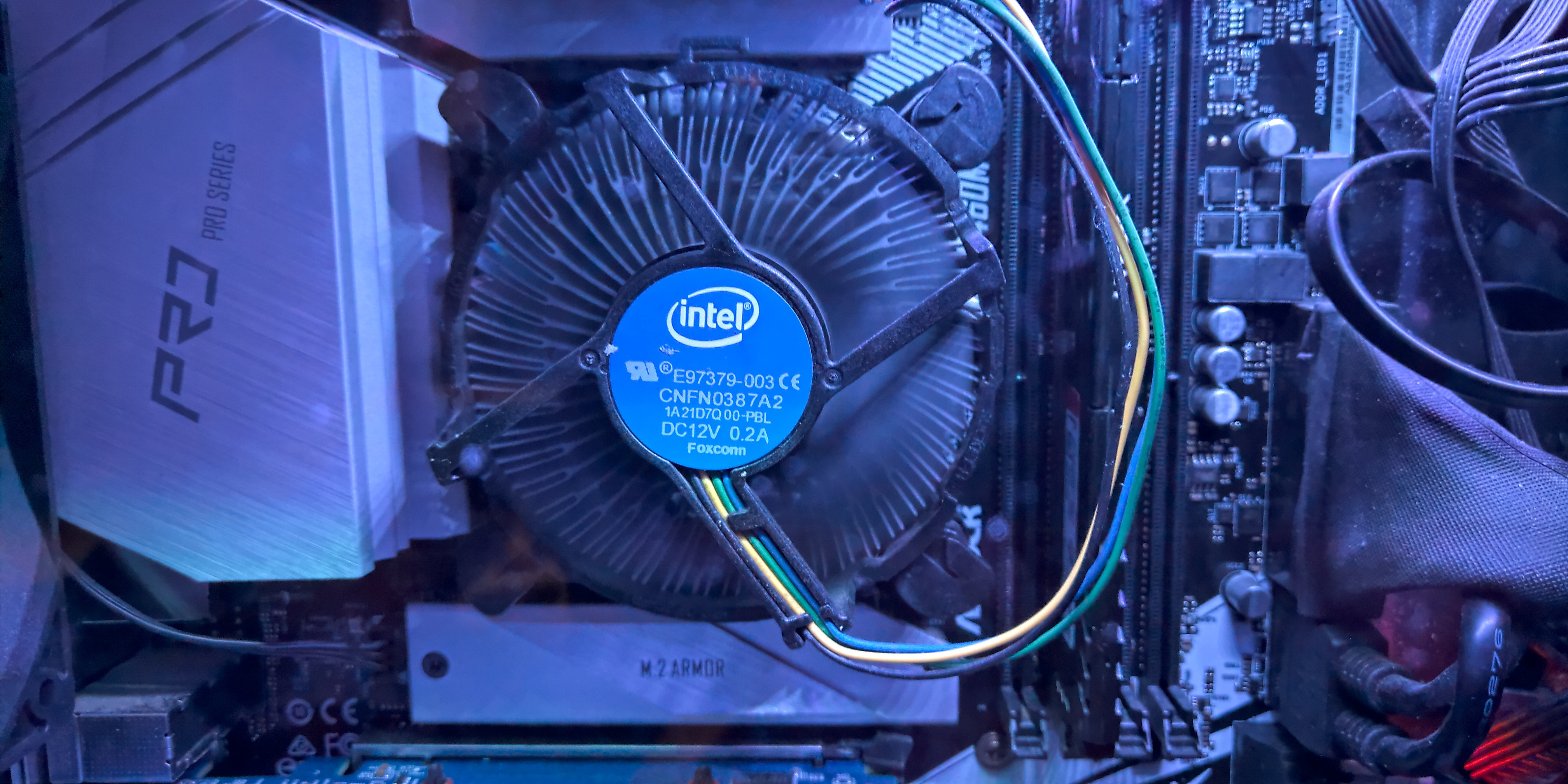 Intel 10400F - Obniża taktowanie po obciążeniu wszystkich rdzeni