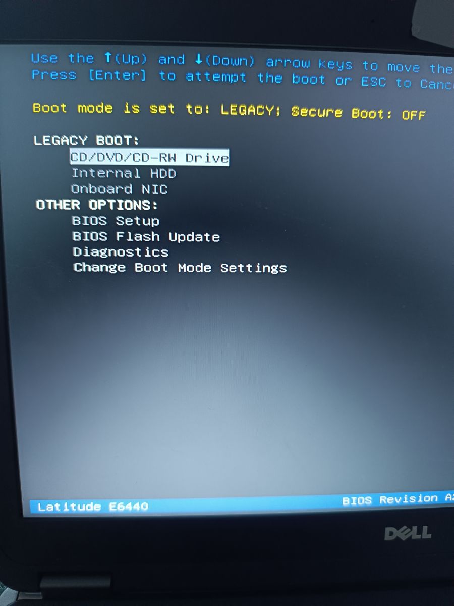 Jak skonfigurować BIOS w DELL 6440 do bootowania systemu z USB?