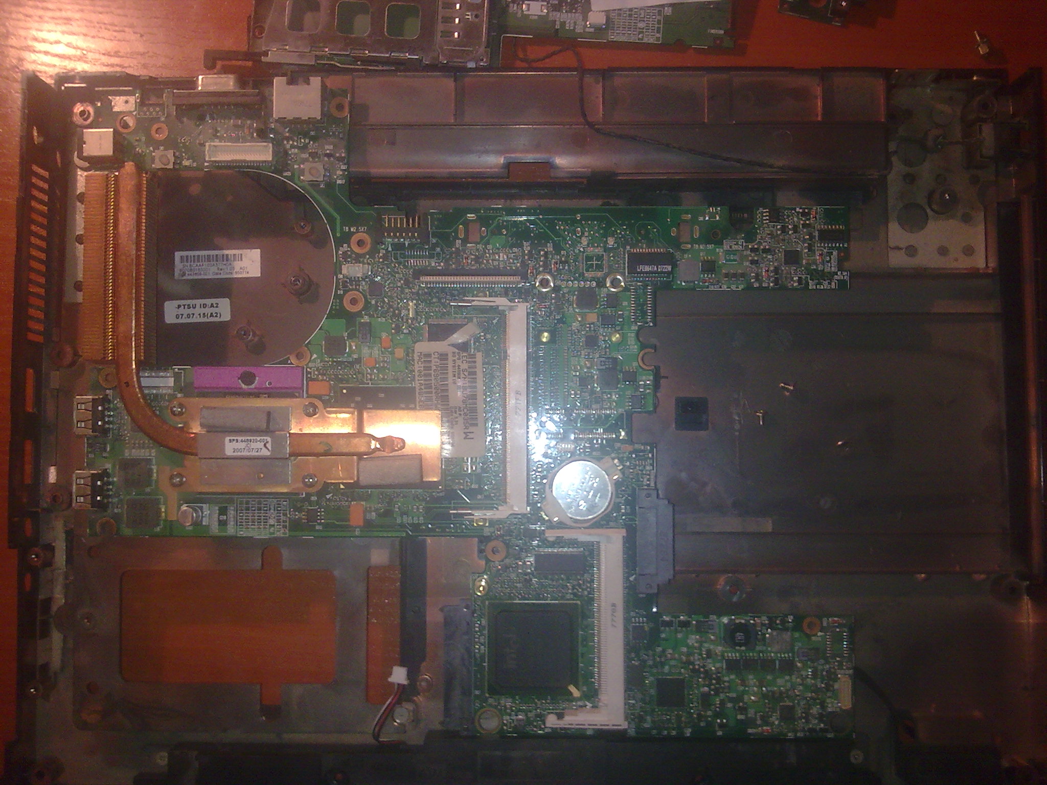 hp 6710 s - Płyta głowna hp 6710s spiecie - czy da sie wymienic spalony ...