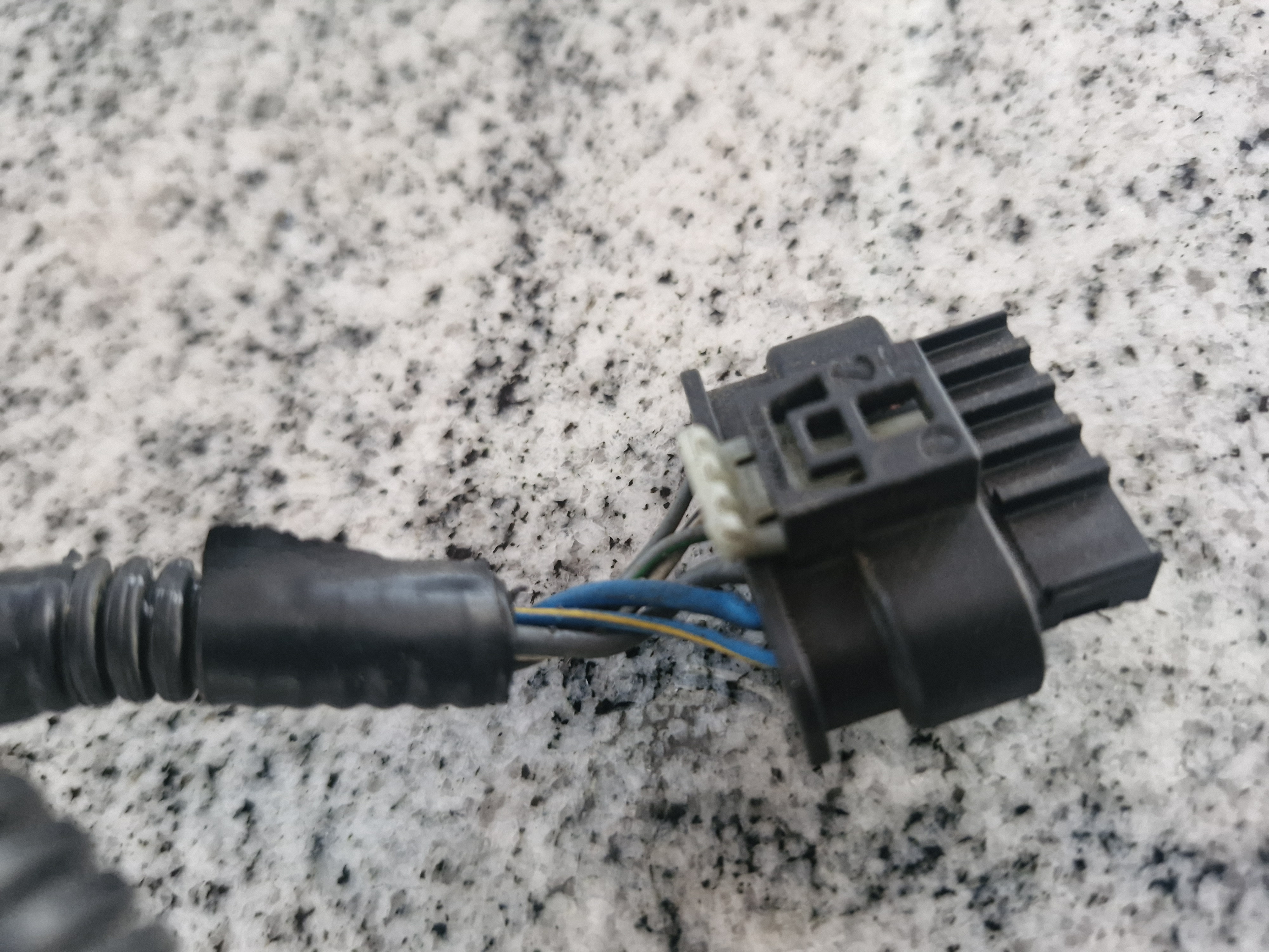 PEUGEOT BOXER III - Repair of the AdBlue tank PEUGEOT BOXER III ...