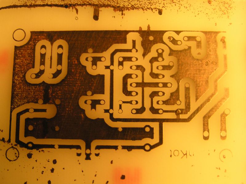 Alarm na 4093 - nie działa, zmiany w R5, C3, R6 i tranzystorze C1027