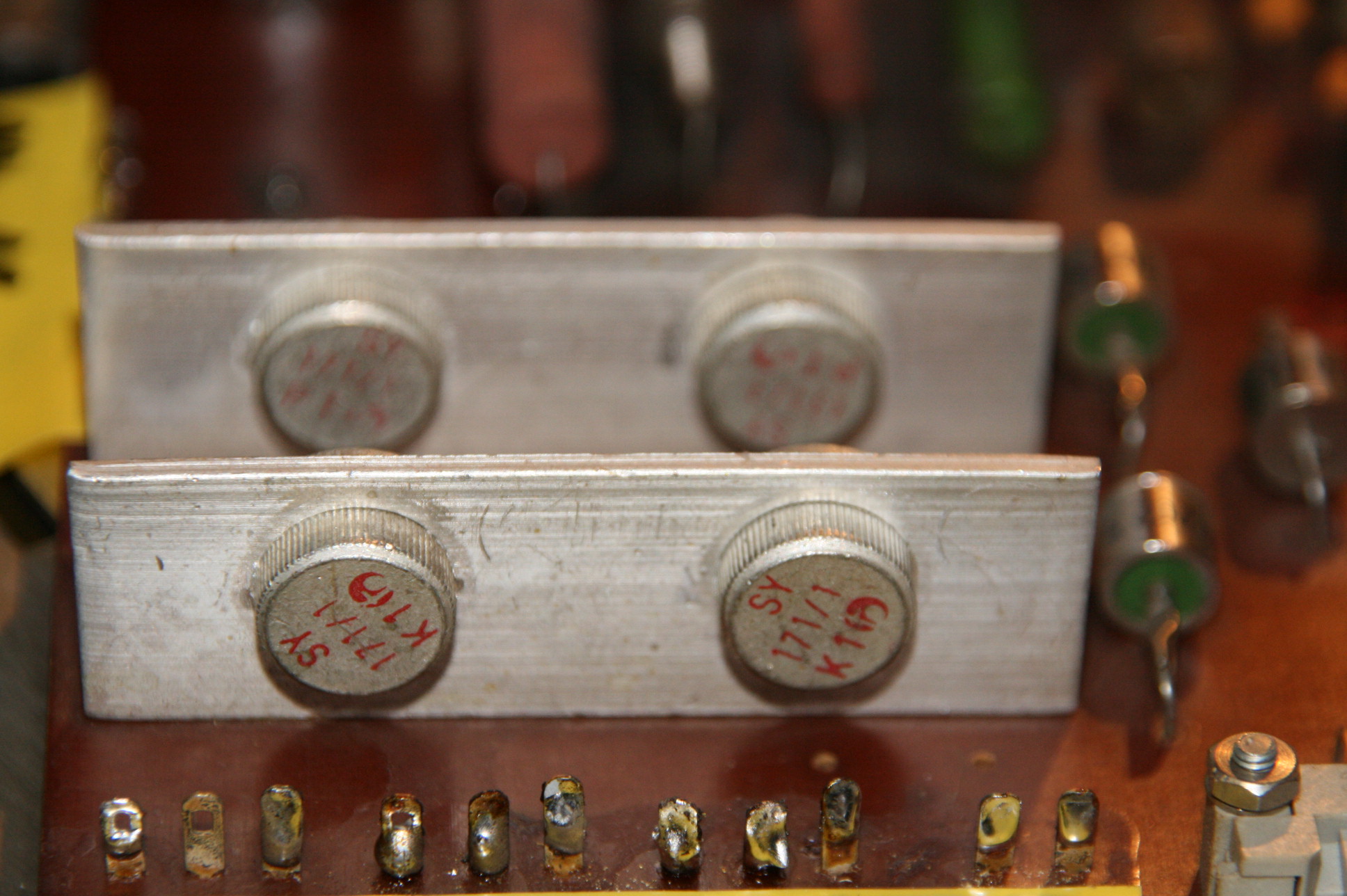 Vermona Regent 600g - Naprawa, konserwacja. Dobór zamienników układu.