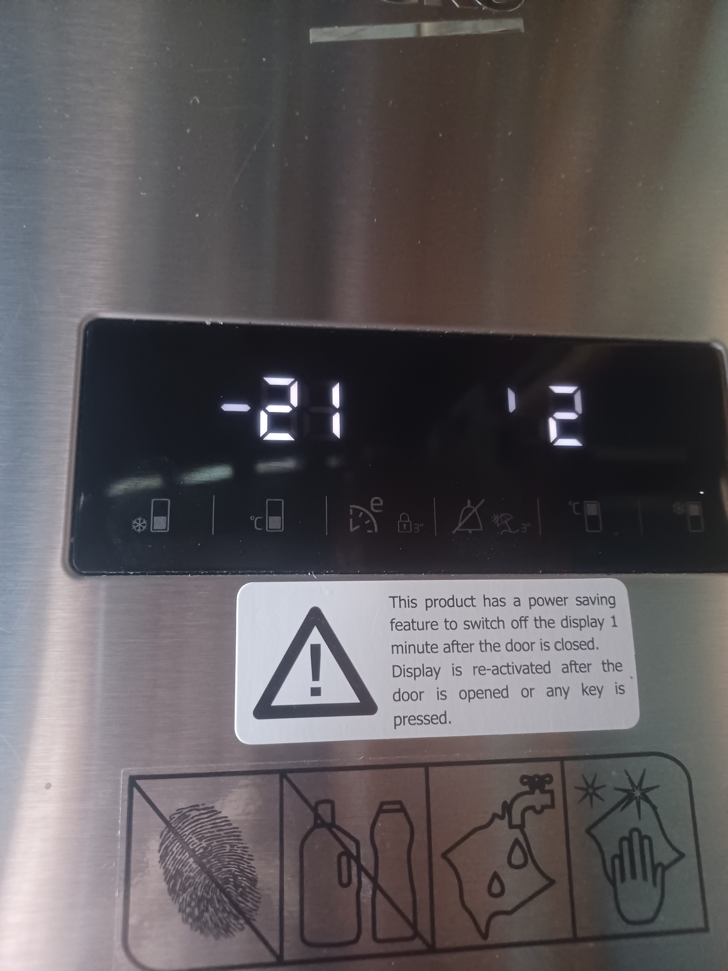 Beko K70520NE (CNE520E20X ) - błąd na wyświetlaczu brak chłodzenia mimo ...