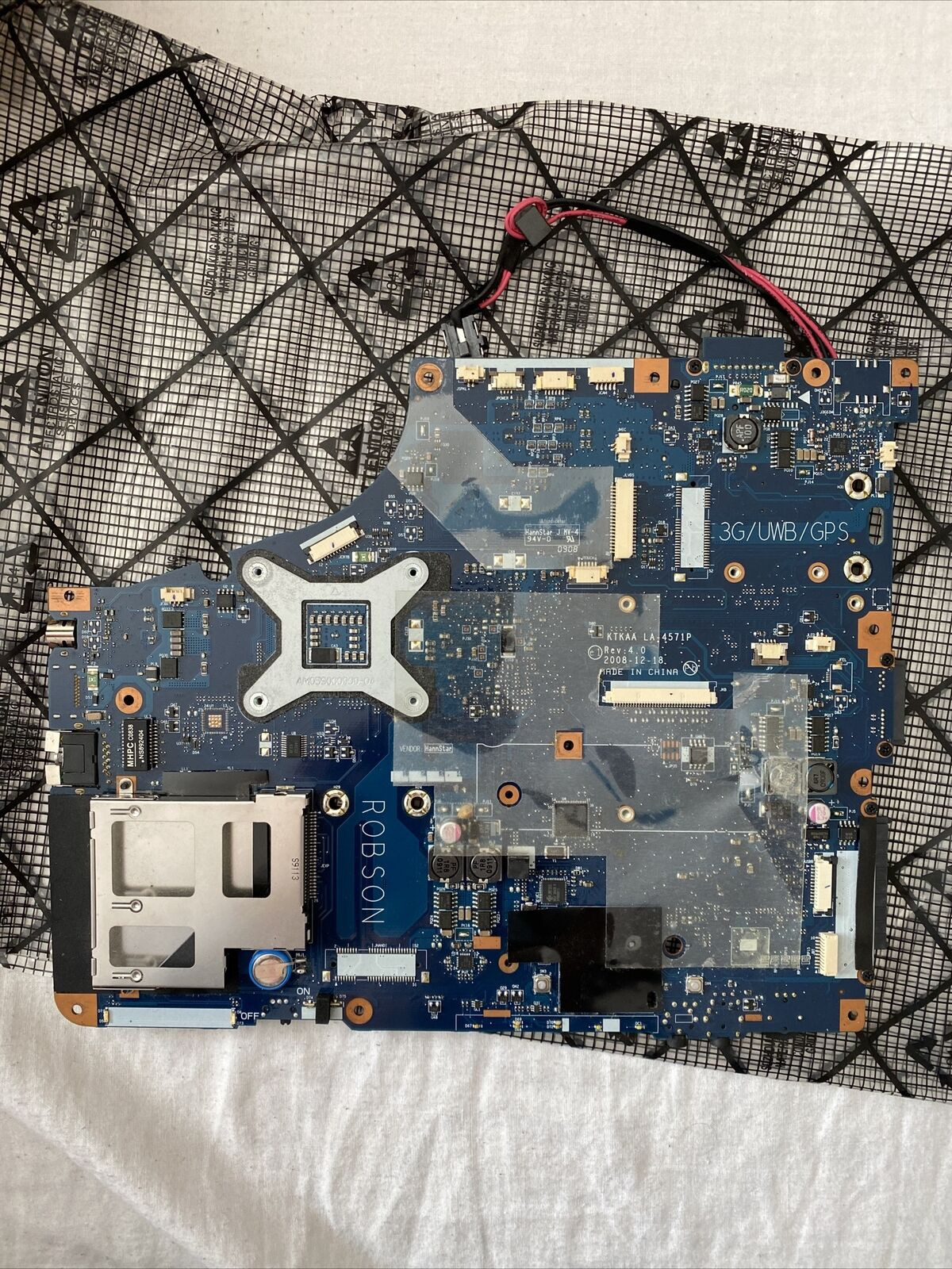 Toshiba Satellite A305s6825 - Wyłącza się w momencie ładowania Windows 7
