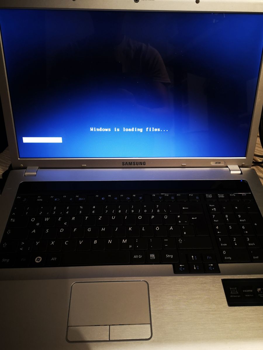 [Rozwiązano] Samsung R730 - Nie można wgrać Windowsa