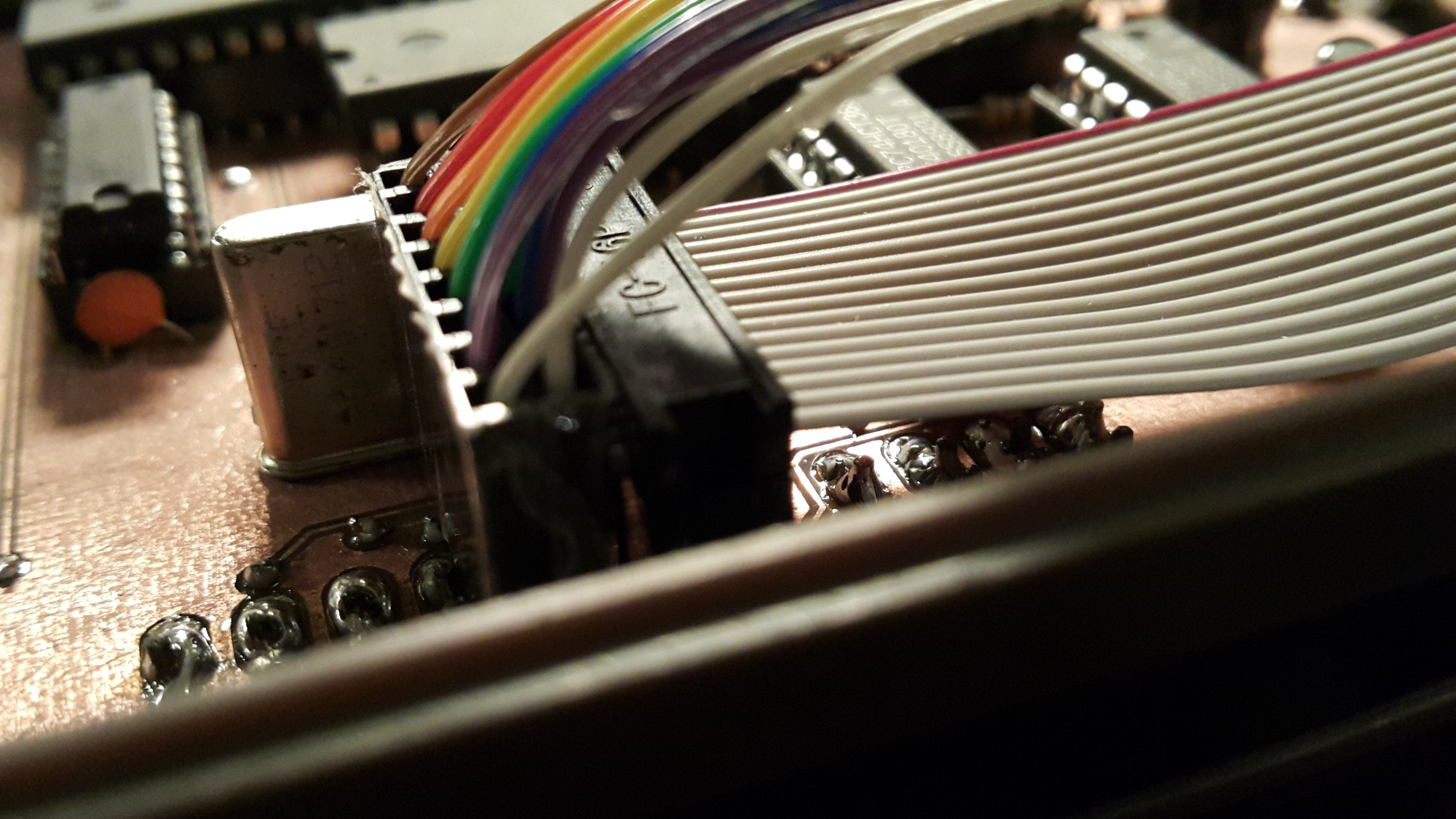 Restoring interesting mini NES clone (DY-636N) - nesdev.org