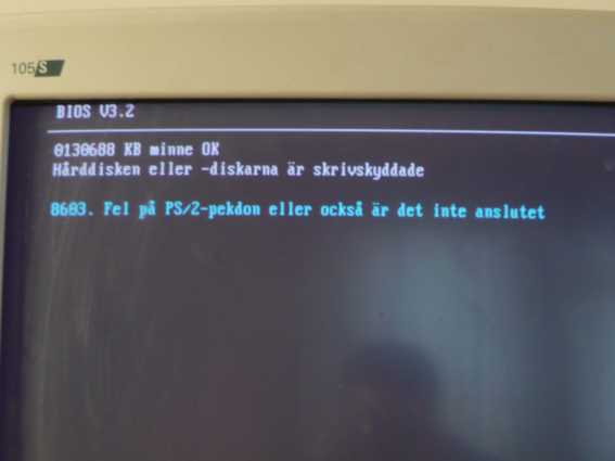 Jak ustawić BIOS w IBM, by uruchomić instalator Windows 98SE?