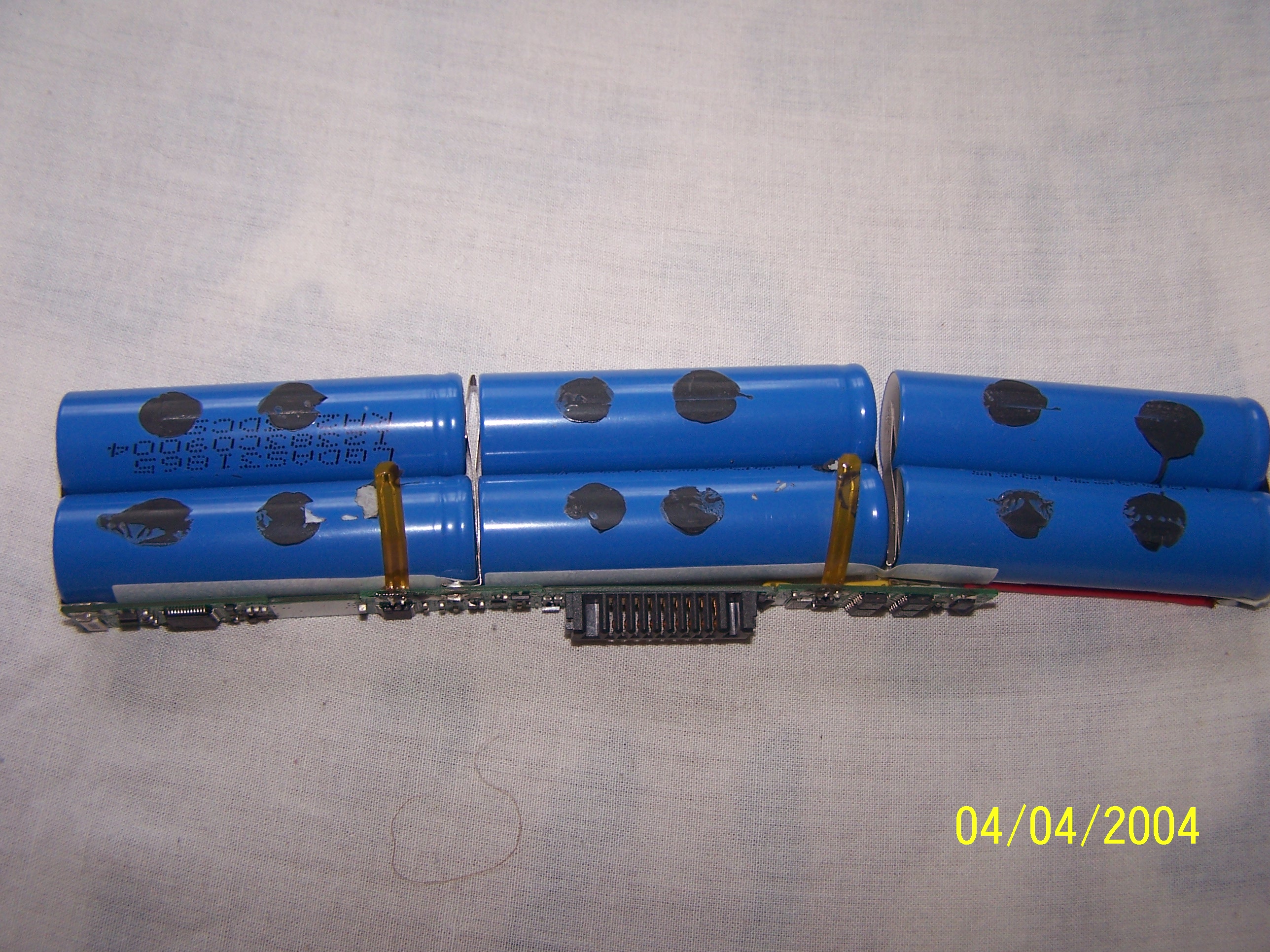 Jak zresetować układ m37512 w akumulatorze Toshiba? Program i programator?