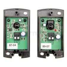 Podłączenie dwużyłowej fotokomórki EL301 do sterownika DKC500DC-2