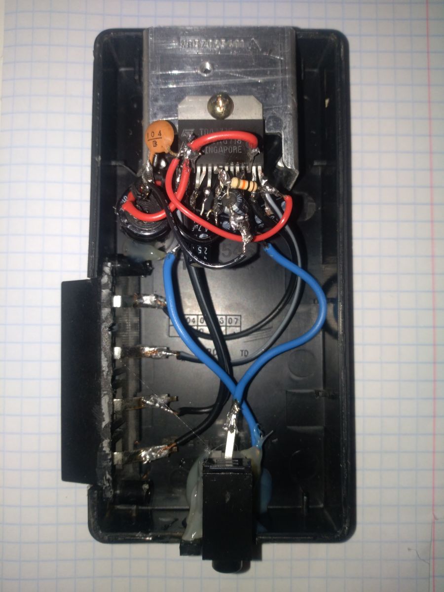 [Rozwiązano] Dlaczego zbudowany na TDA7375 wzmacniacz buczy?
