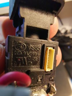 AEG BS 12 C2 - Jak naprawić elektronikę wyłączającą się wkrętarkę?