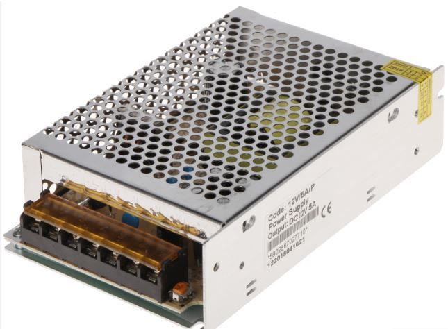 Problem z halogenami, listwą pod prysznicem oraz oświetleniem nad ...