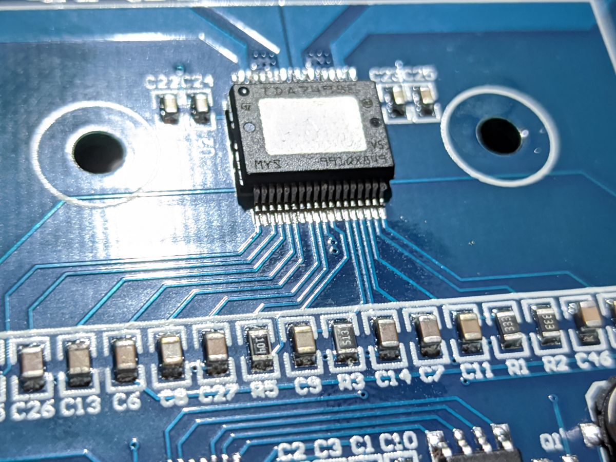 Wzmacniacz XH-A105 v3 na układzie TDA7498E z Aliexpress - tylko lewa ...