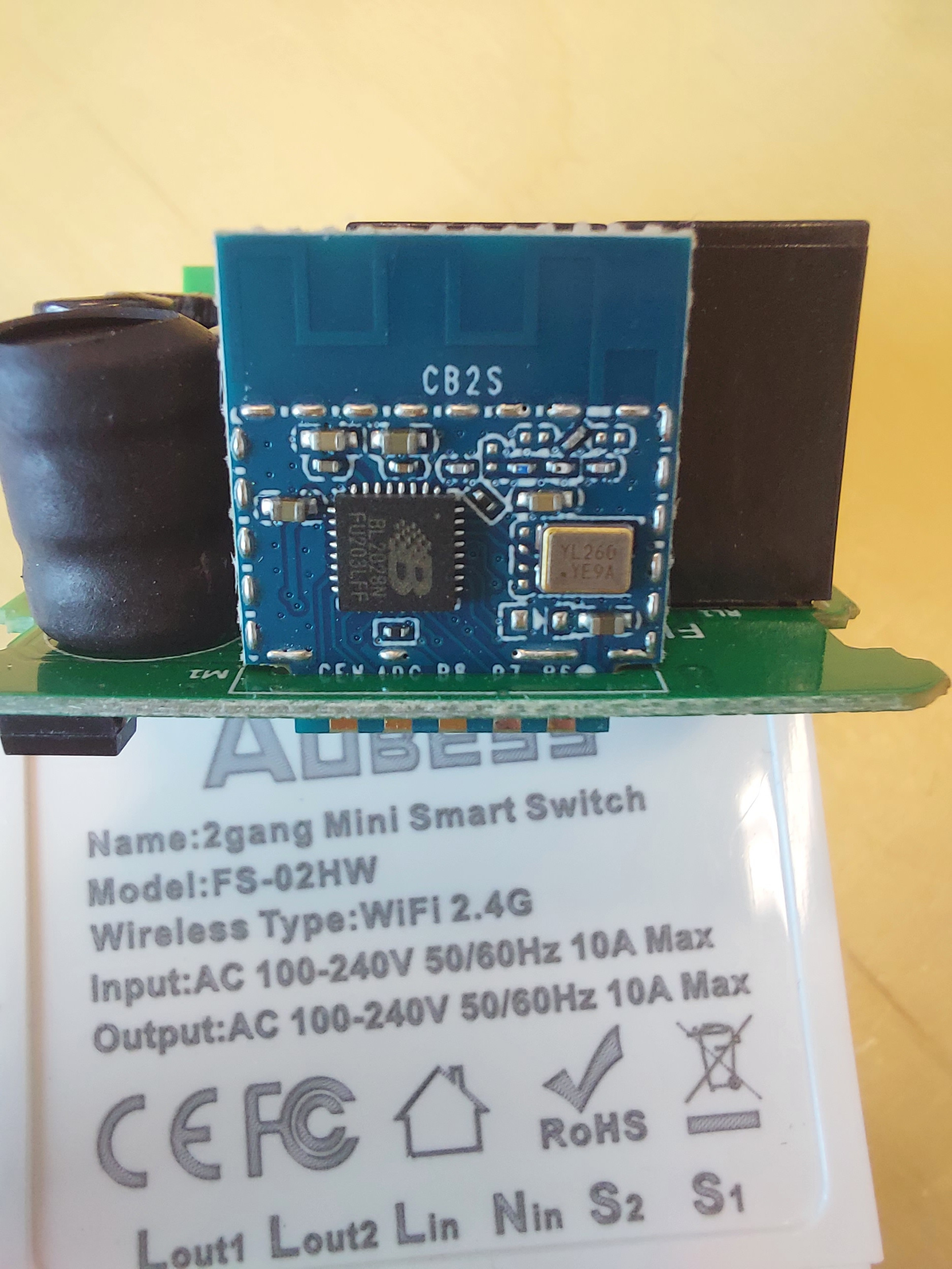 Understanding the Aubess FS-02HW Mini Smart Switch: A Detailed Look at Chip CB2S BL2028N