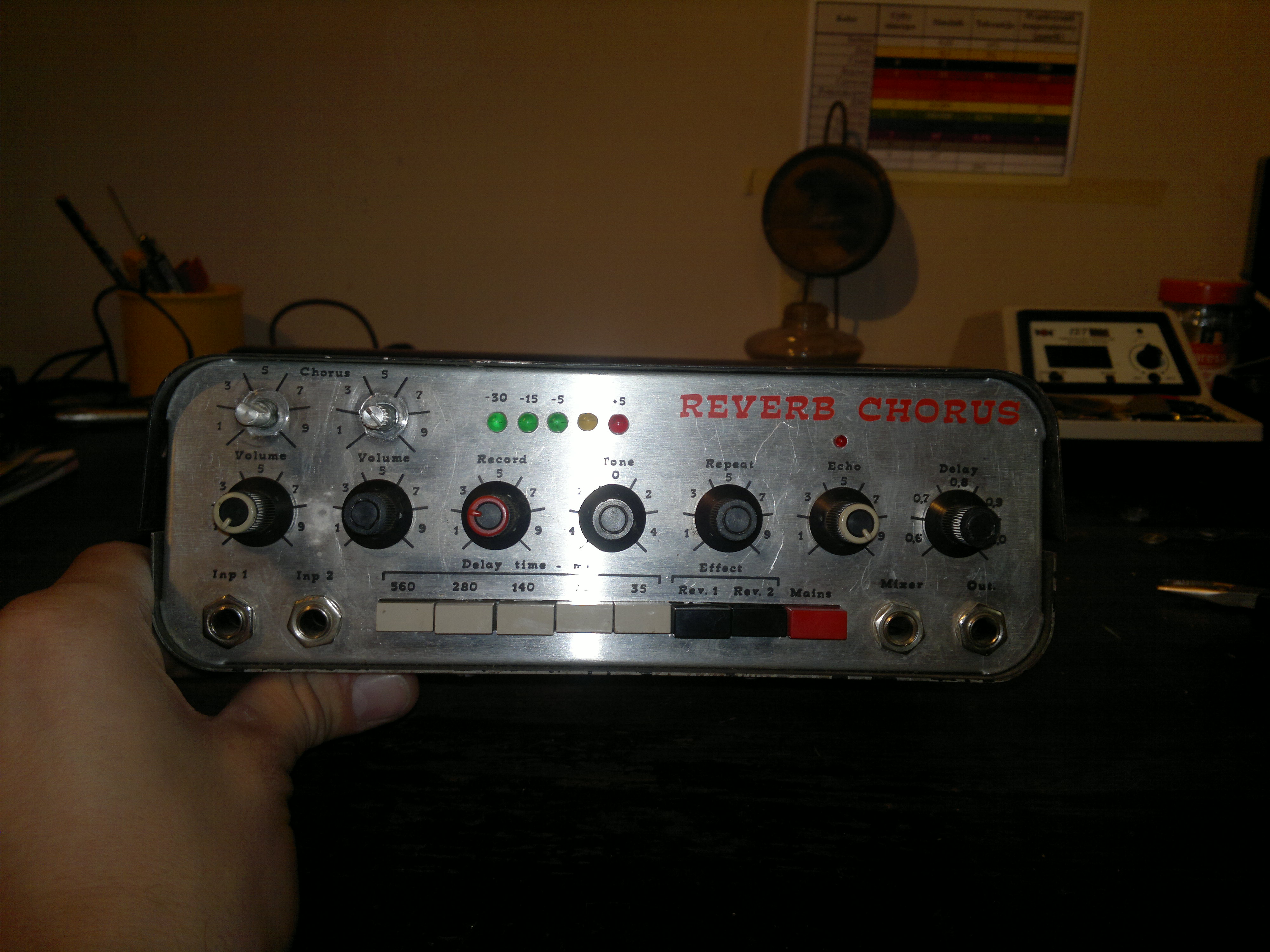 Reverb/Chorus - Reverb/Chorus nieznanej produkcji, potrzebny schemat ...