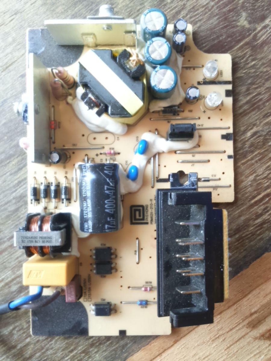 Jak oszukać ładowarkę DEWALT by ładowała baterie innych producentów ?😋