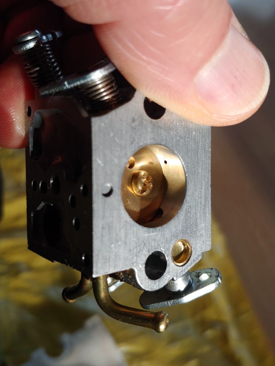 Makita ES3200S - Problem z uruchomieniem piły spalinowej.