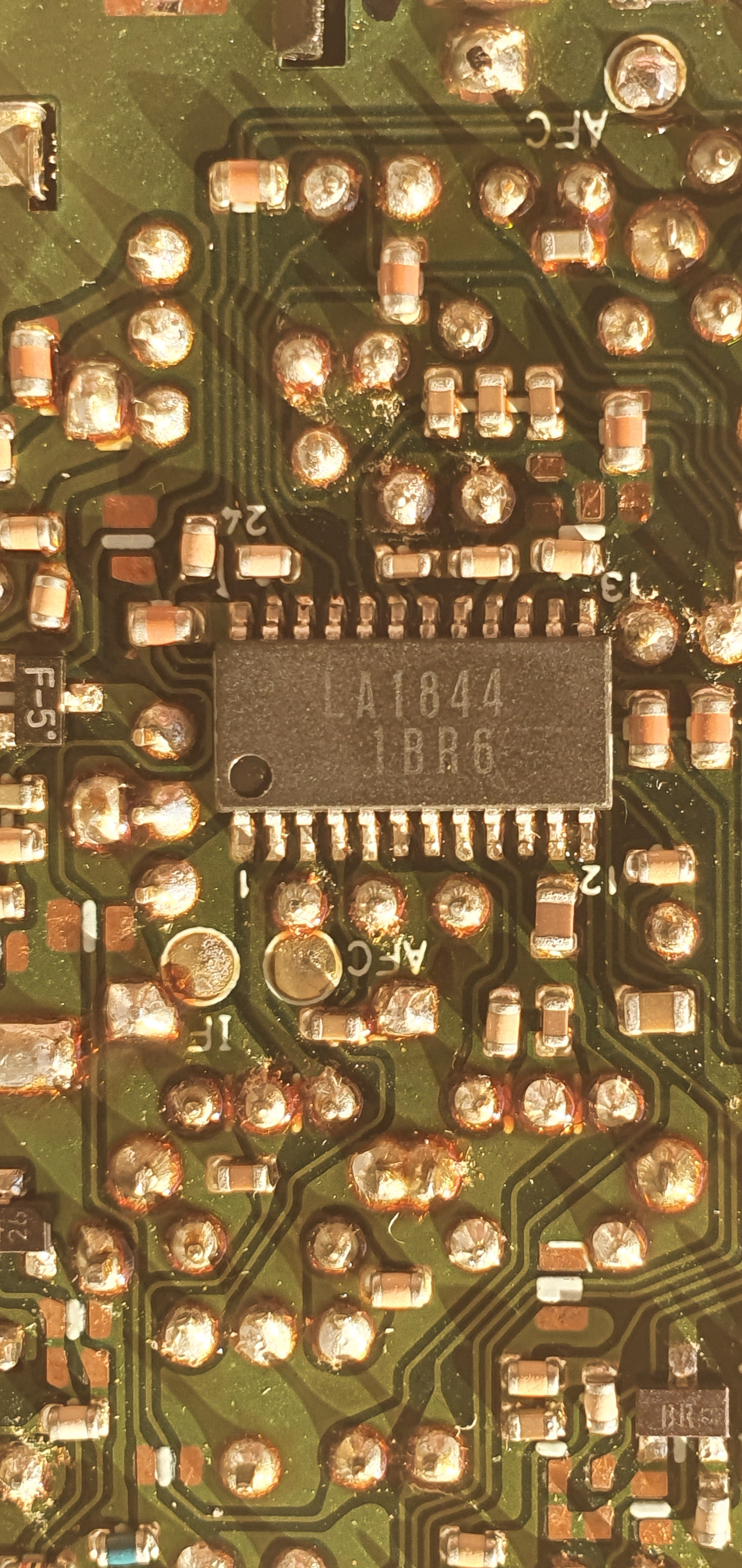 AM/FM tuner FS281-11 (with tuner IC LA1844) - no L/R output sound