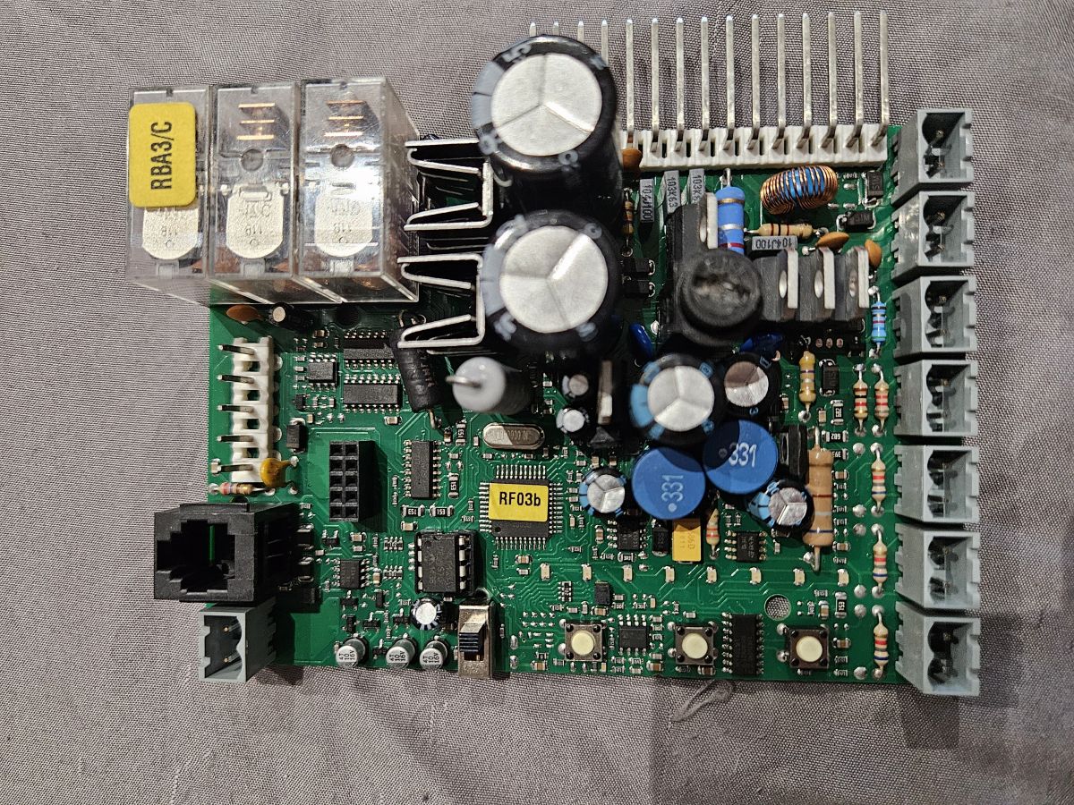 Brama Nice Robus 600 RBA3c - błąd fotokomórek w niskich temperaturach