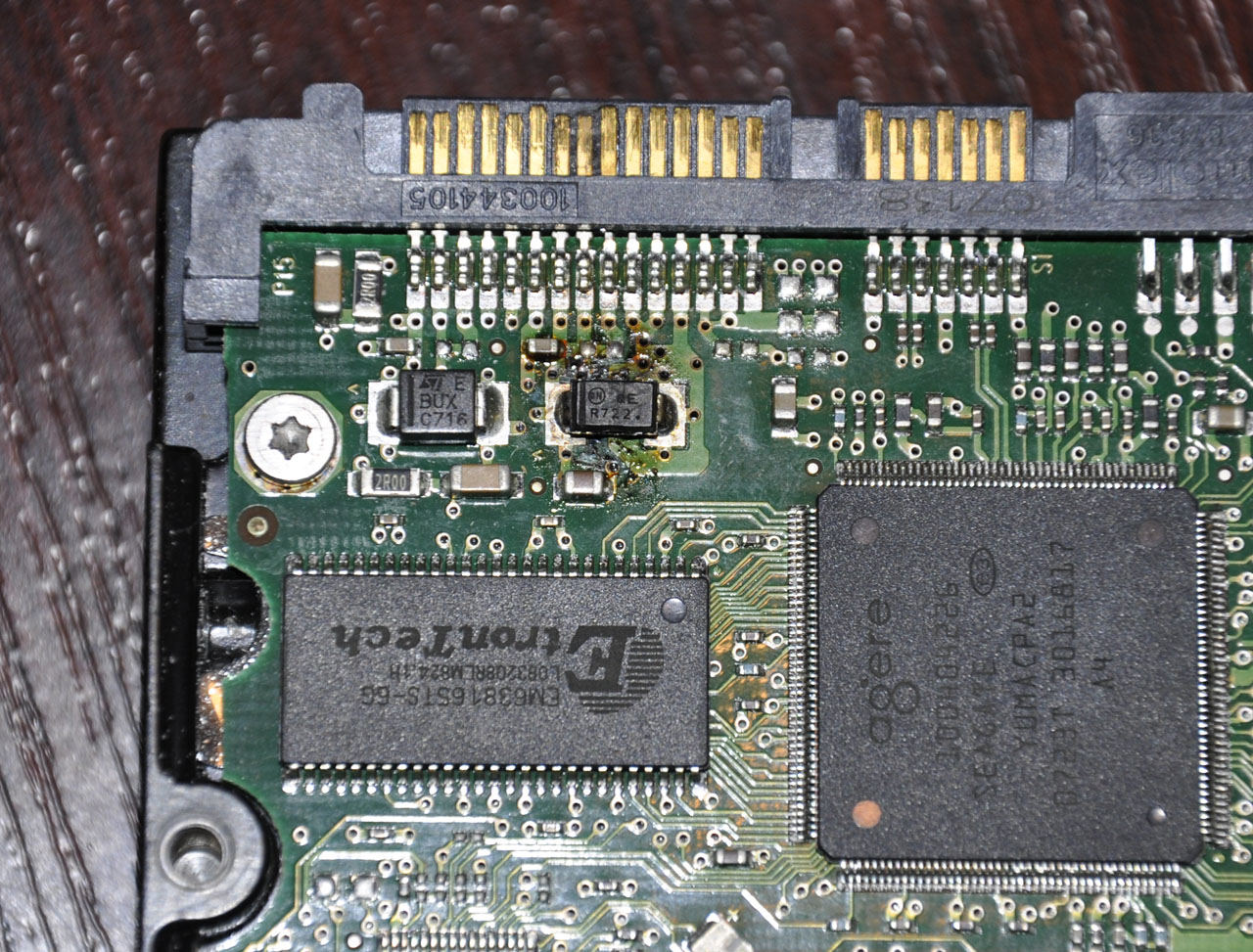 Segate ST3500830AS 500GB spalony element na eletronice