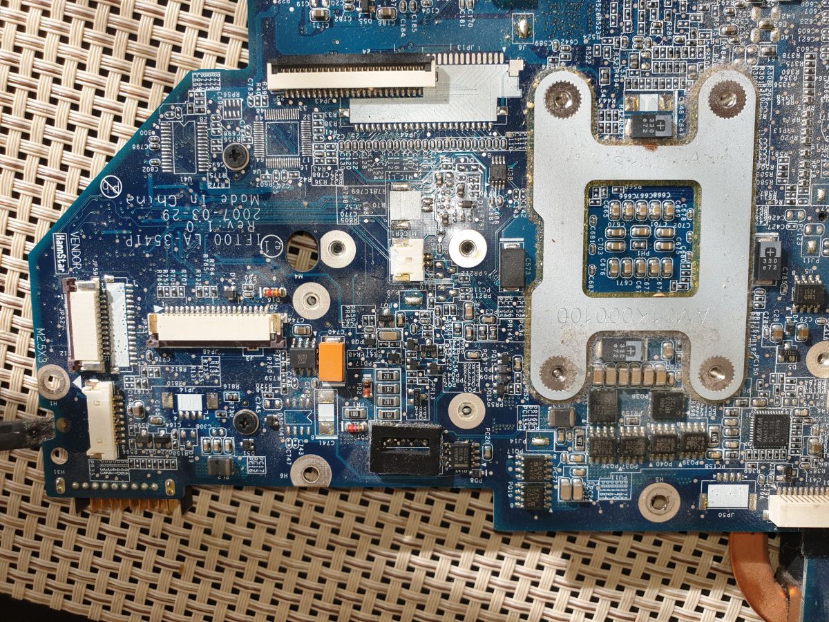 Laptop RM FL 91 - Usunięcie hasła BIOS, kość i wsad dla płyty IFT00 LA ...