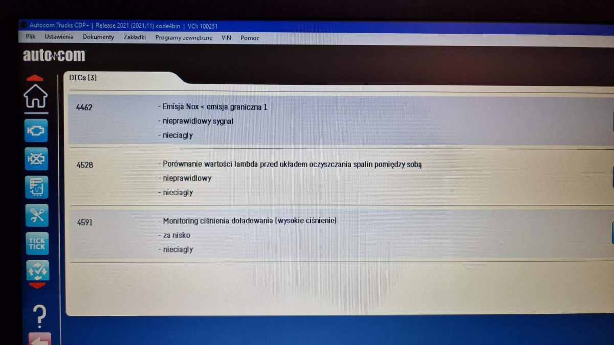 Cykl dwudniowy usterki ster silnika - interpretacja wydruku z komputera