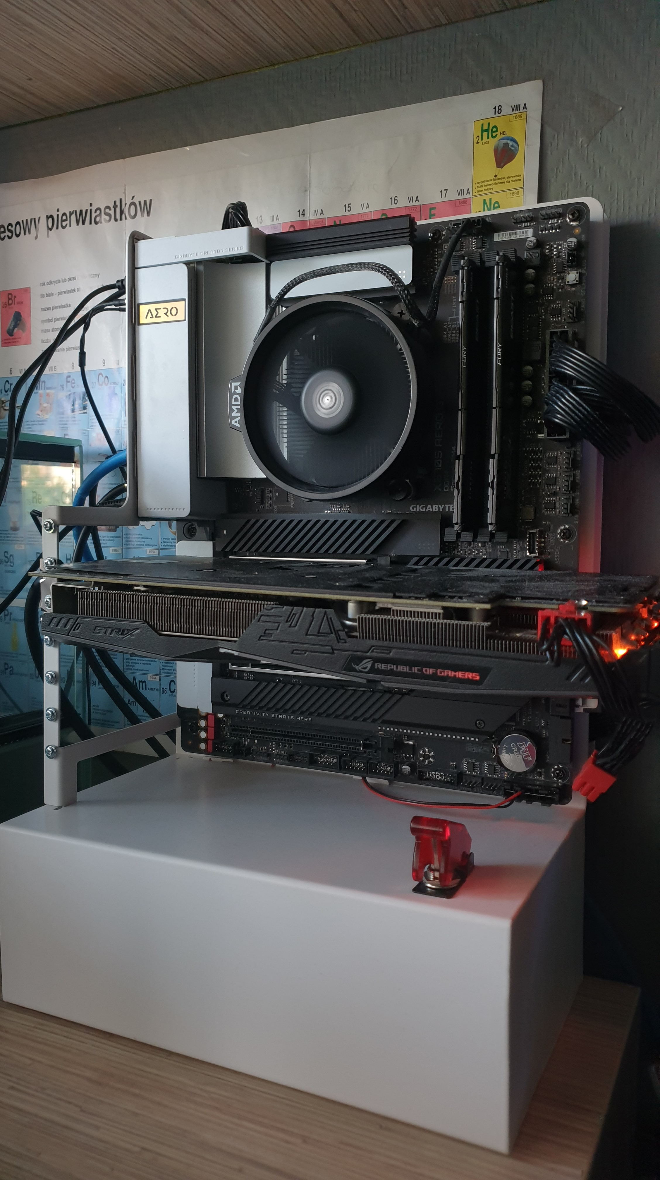 [Aktualizacja] Otwarta obudowa PC - nowe modele, test bench , szafa ...