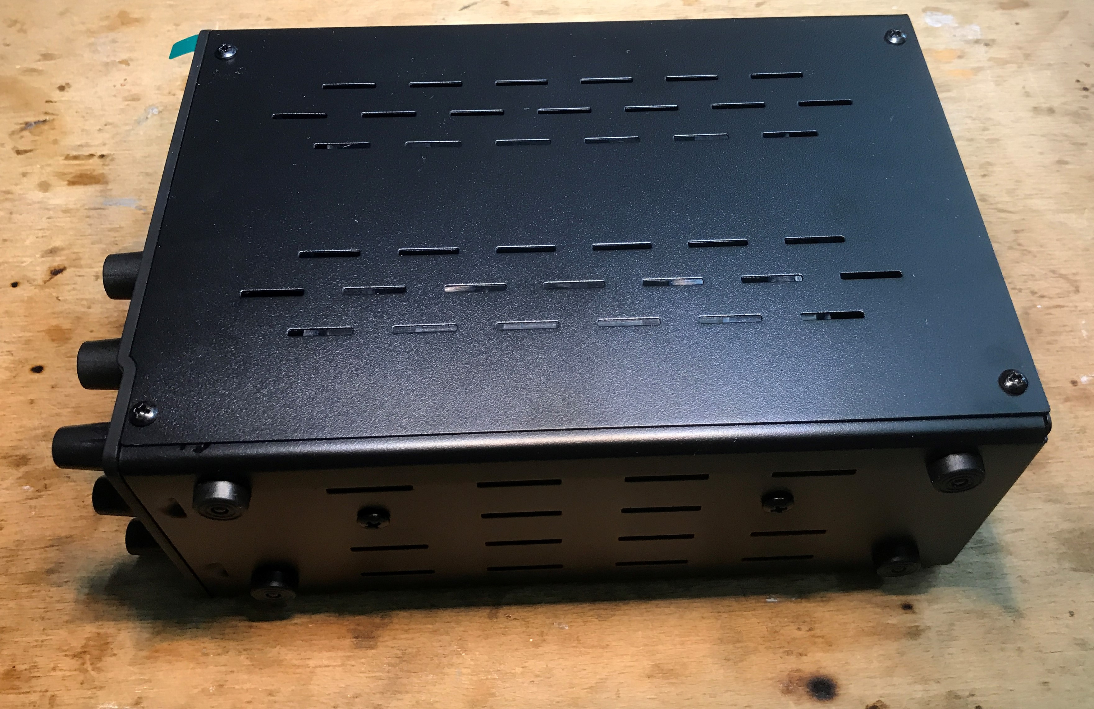 Zasilacz laboratoryjny Xtreme X3010 30V 10A z ograniczeniem prądowym