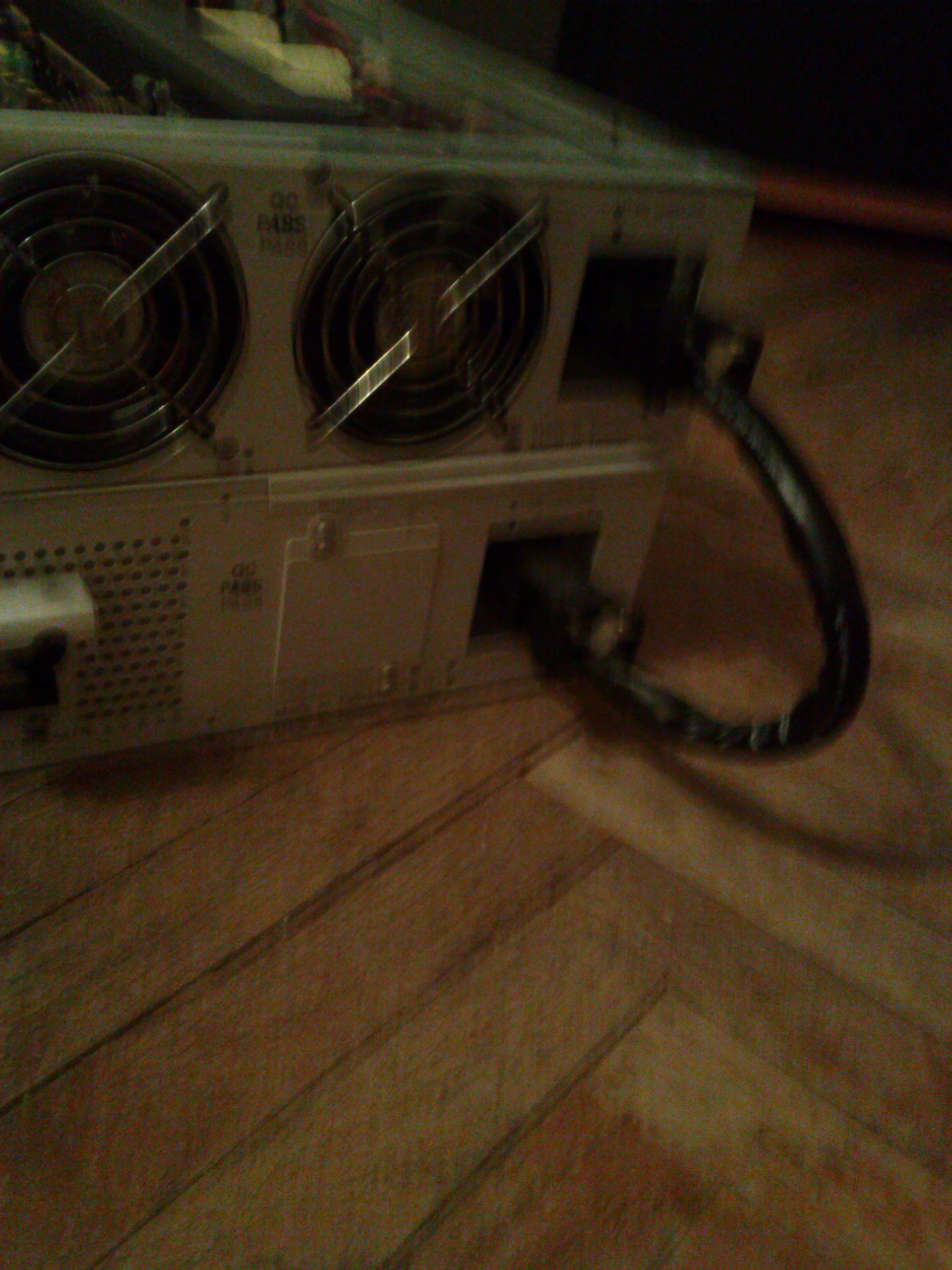 PowerSolve Xi Series (2500) - Błąd nie chce się włączyć, reset. etc.