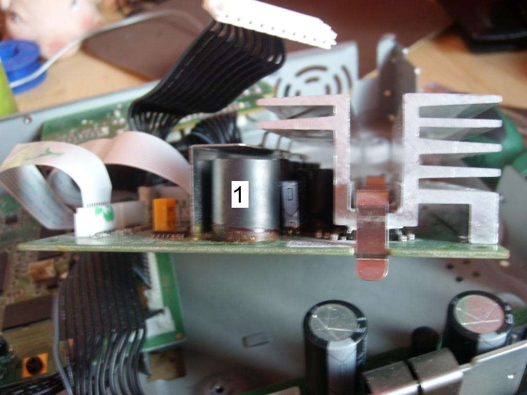 PHILIPS LX3600D - wzmacniacz nie działa, wyświetla STANDBY po wymianie ...