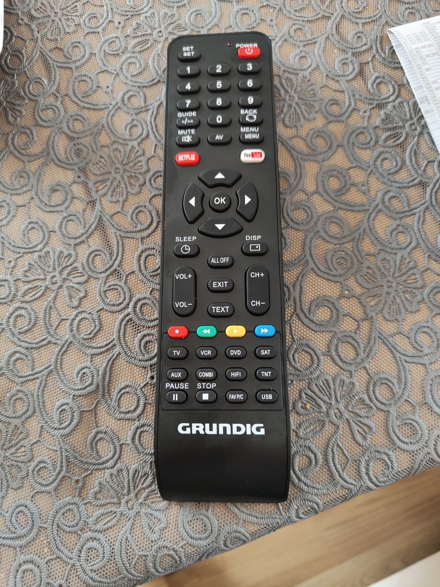 Instrukcja obsługi i kody do pilota Grundig 8 in 1