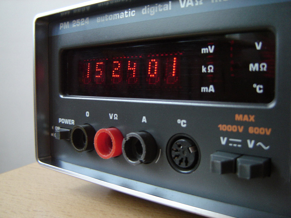 Zegar na wyświetlaczach HP 4N54 - elektroda.pl