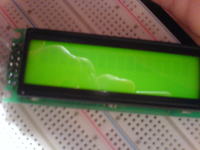 [ATmega8][BASCOM] LCD po raz tysięczny, krzaki na górze.