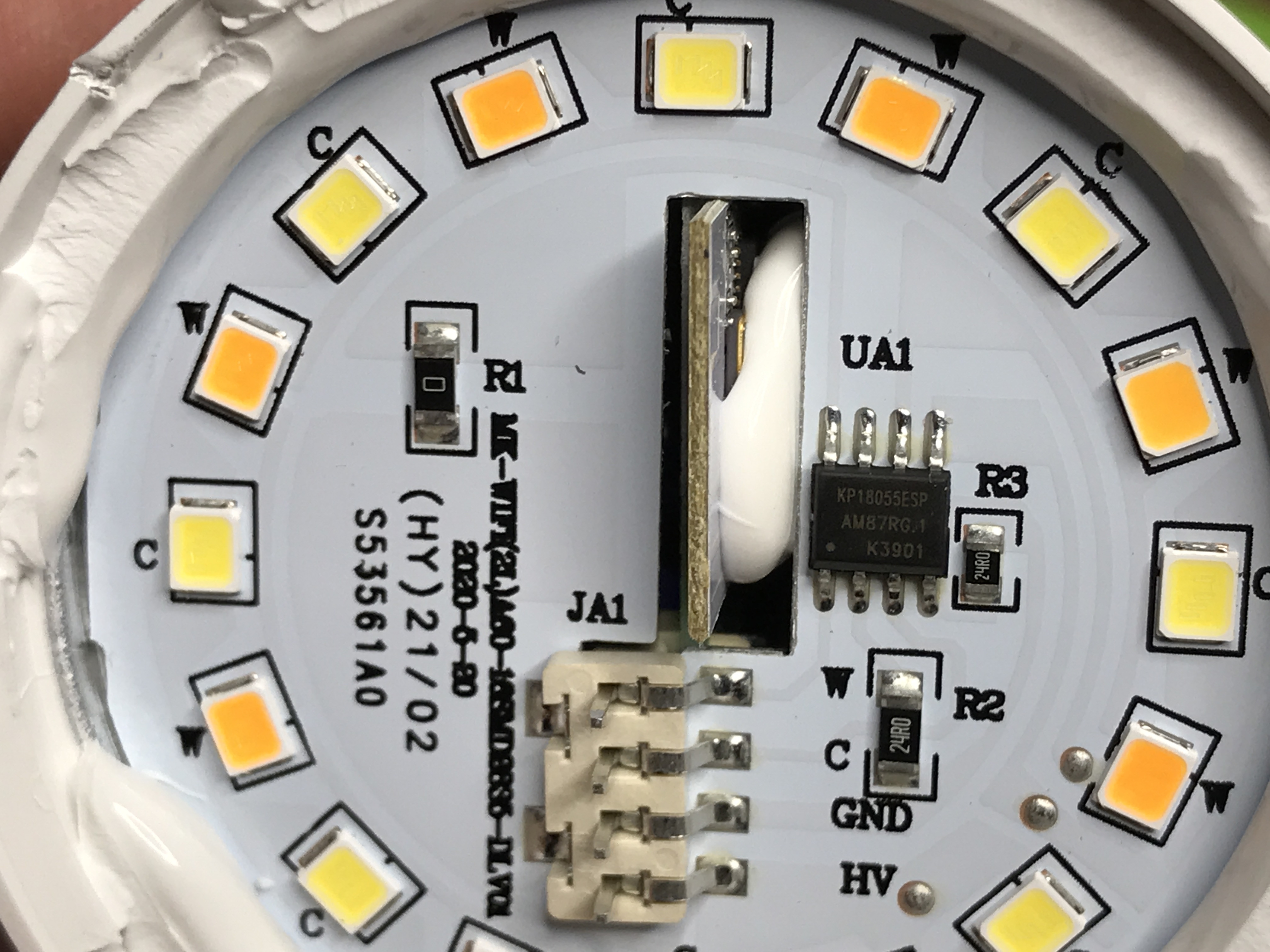 [BK7231T/WB2L] LSC Action CW 3000272 970715 v1.1 LED E27 version WB2L
