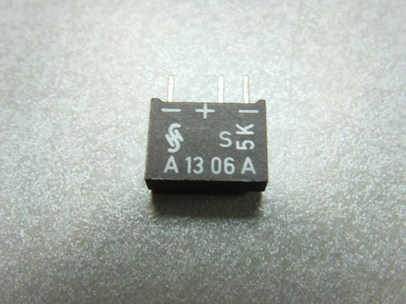 A1306A - Co to za element? Identyfikacja nieznanego komponentu z fotografii