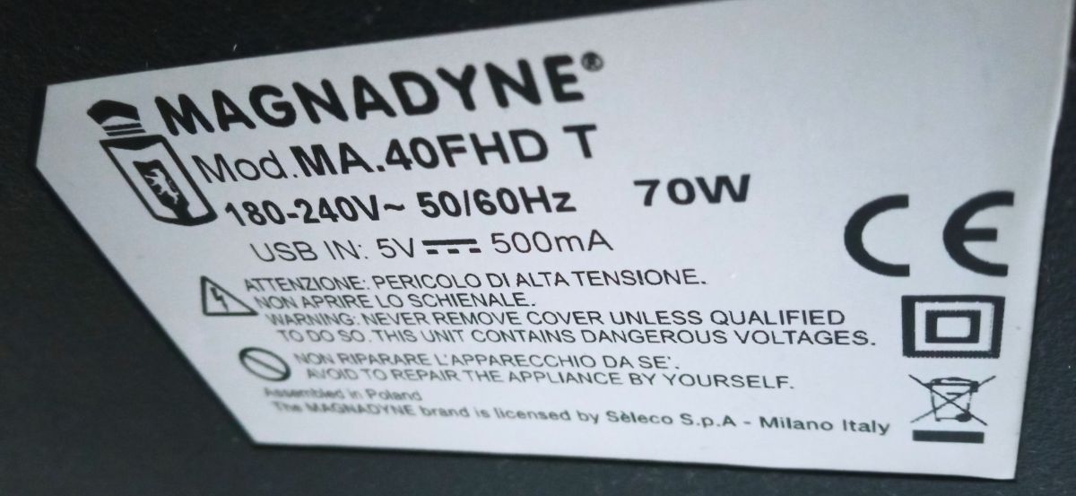 Jaki pilot uniwersalny pasuje do TV Magnadyne 40 MA.40FHD?