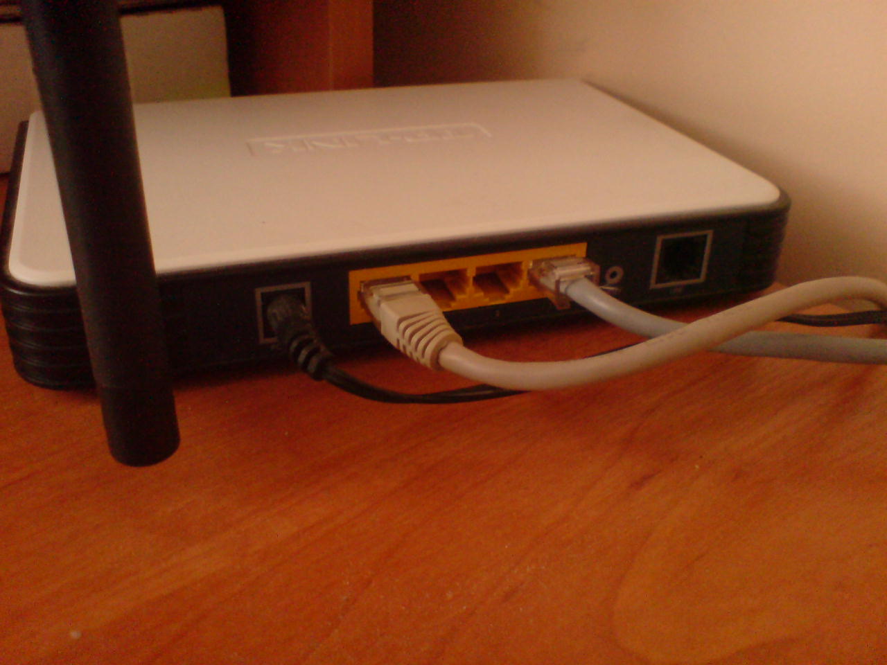 TP-LINK 54M Wireless ADSL2+ Router – przerywane połączenie, strony nie ...