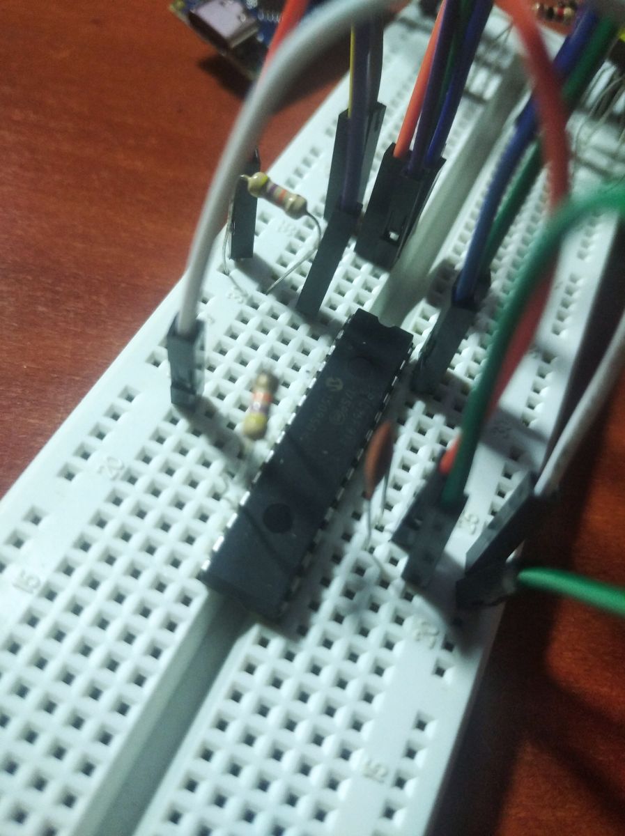 [Rozwiązano] Jak zaprogramować PIC16F913 używając Arduino Nano? - 2