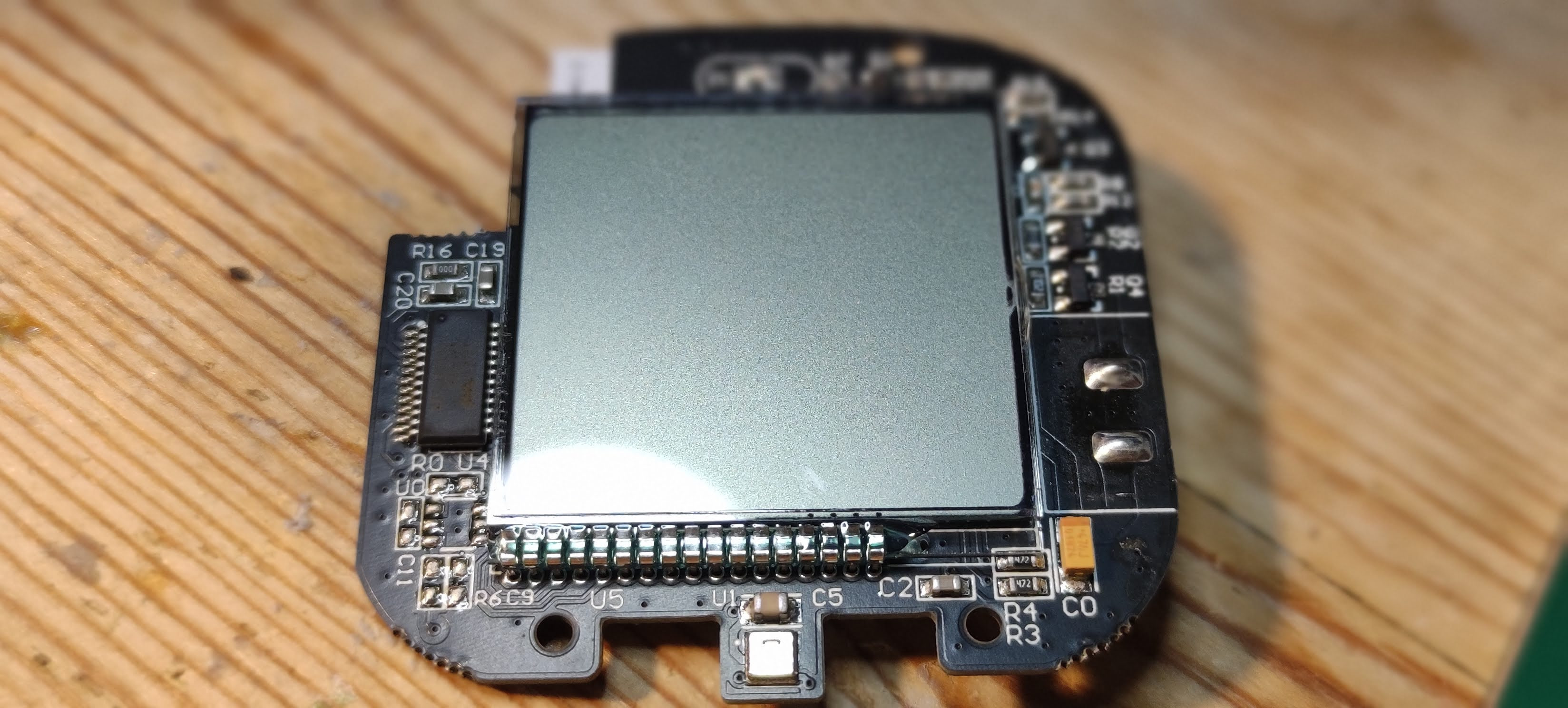 Investigating a battery-powered temperature & humidity sensor with I2C ...