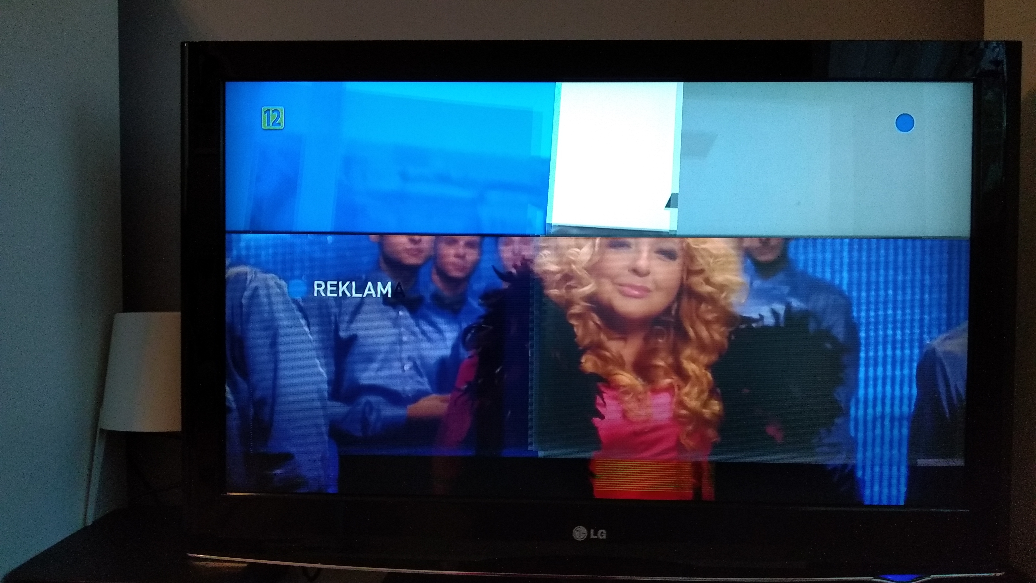 [Rozwiązano] LG 37LH3000 - czy naprawa pasków na matrycy się opłaca?